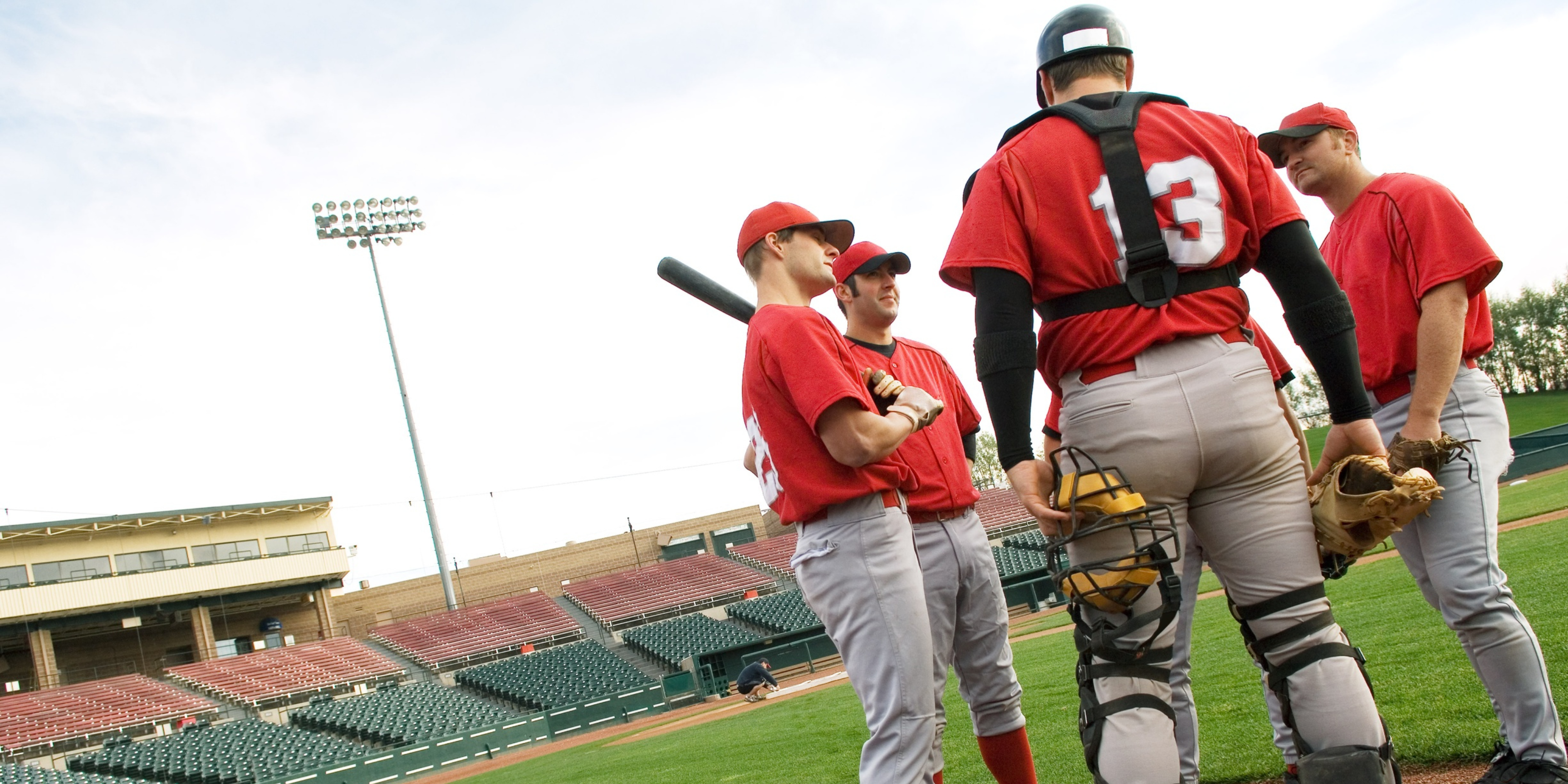 How to Swing a Baseball Bat: Six Phases of the Elite Swing – Alien Pros ...